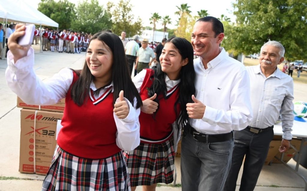 NUESTROS CHAVOS SON EL ACTIVO MÁS IMPORTANTE DE ACUÑA: LLEVAN BRIGADA ...