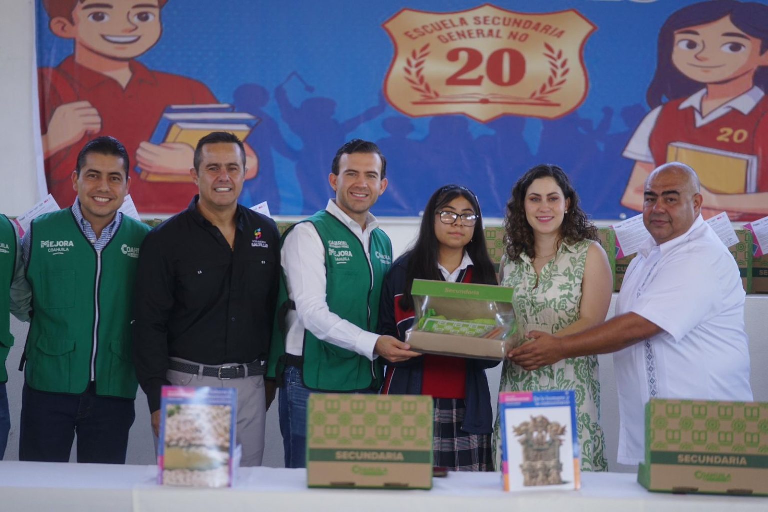 CONCLUYE GOBIERNO ESTATAL ENTREGA DE UNIFORMES Y ÚTILES ESCOLARES EN ...
