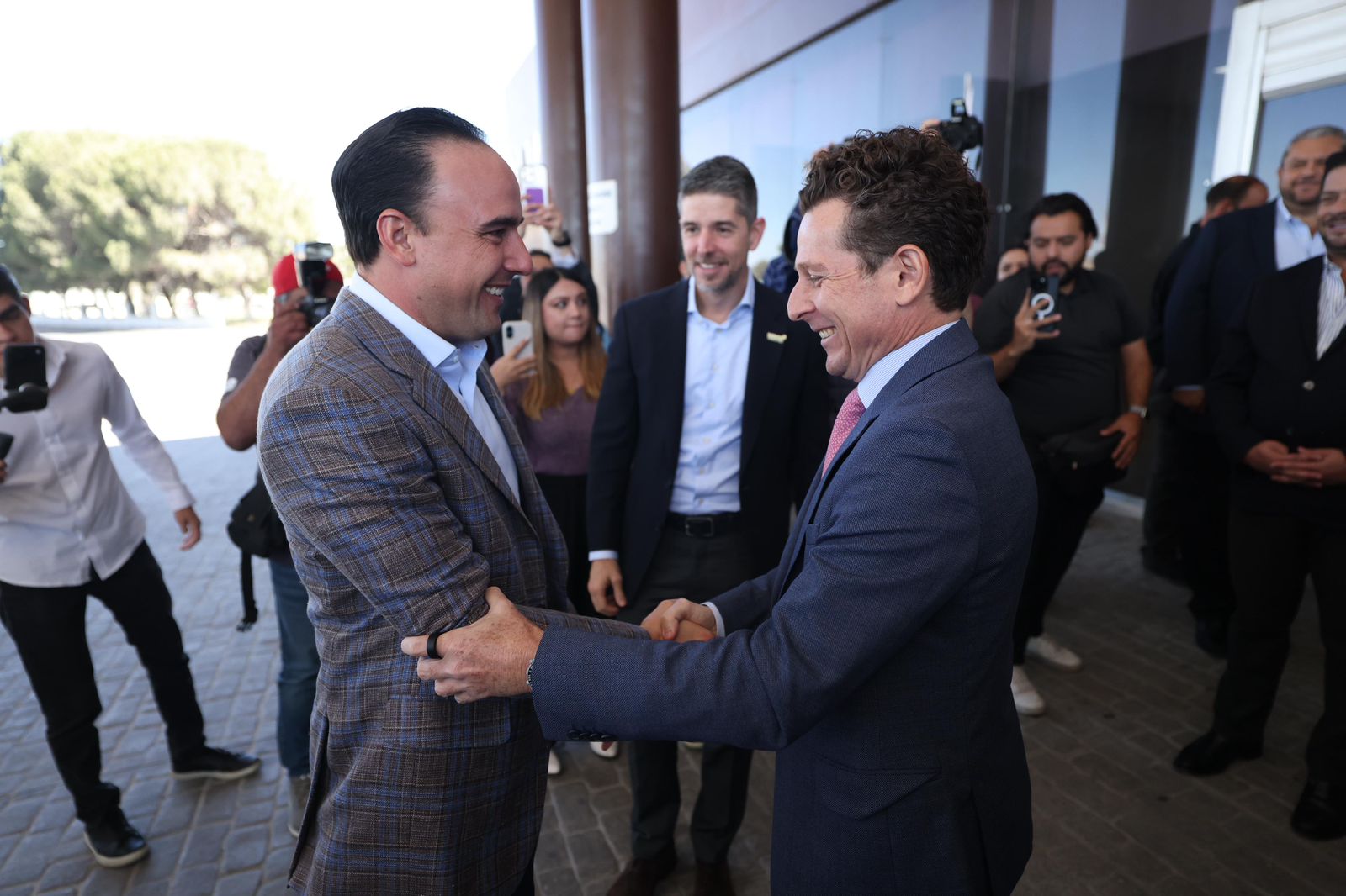 EN ALIANZA CON LA IP VAN 600 MDP PARA FORTALECER EL AEROPUERTO DE ...